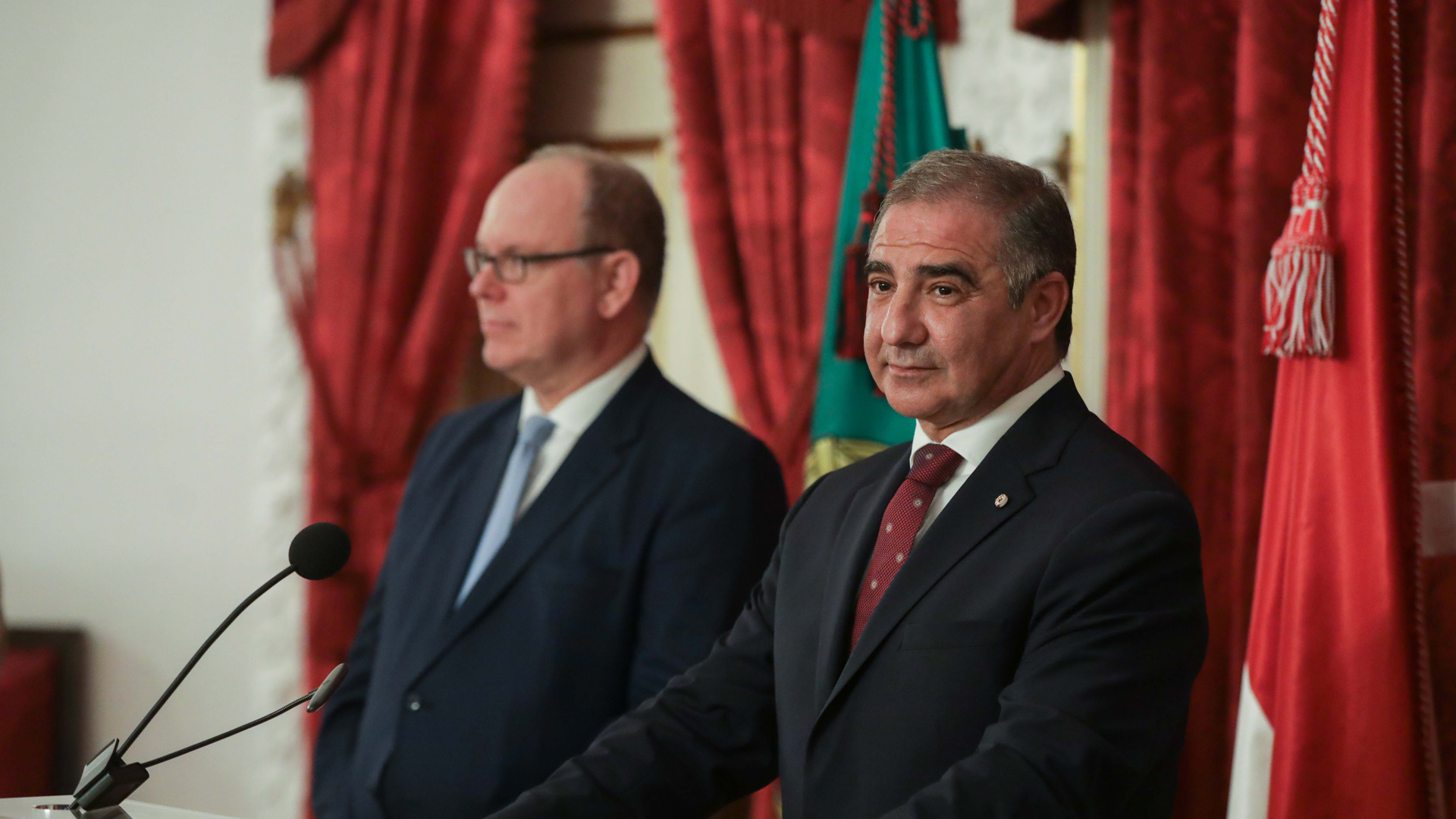 Presidente do Governo recebeu Príncipe Alberto II do Mónaco em São ...