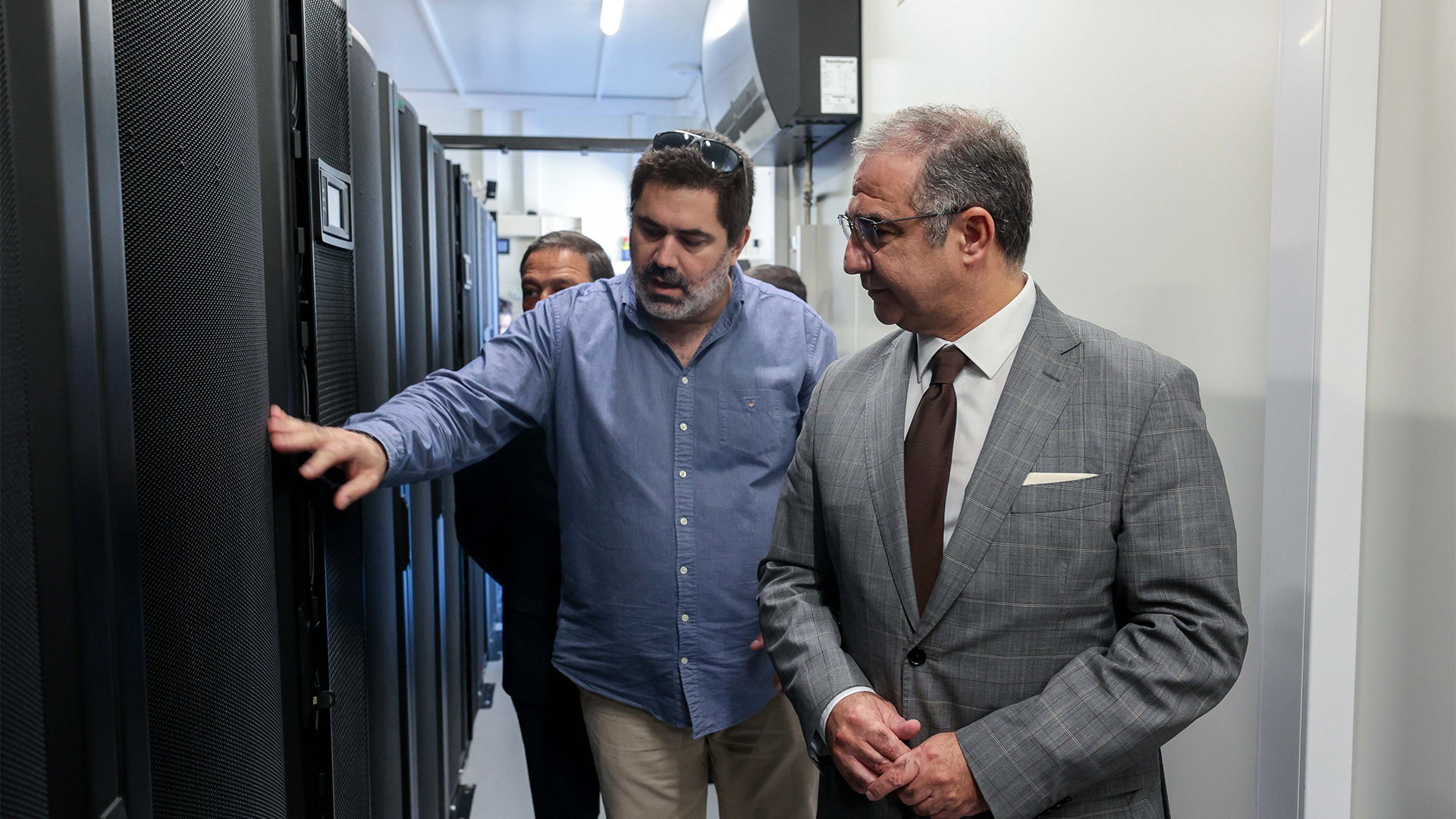 Presidente do Governo inaugurou Azores Cloud, solução “inovadora e ...